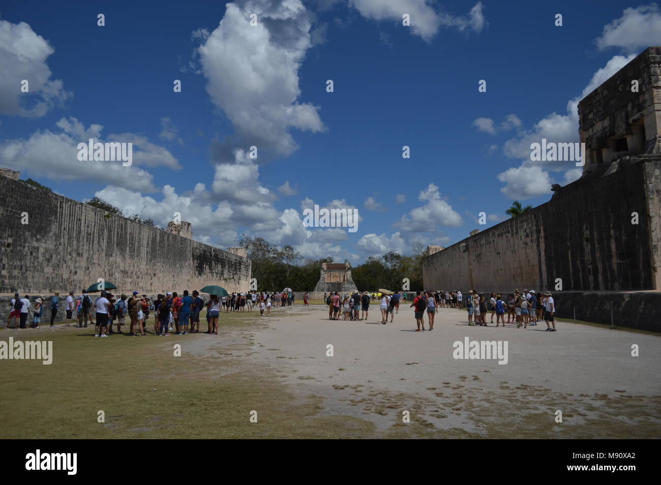 Ball game chichen itza -Fotos und -Bildmaterial in hoher Auflösung – Alamy