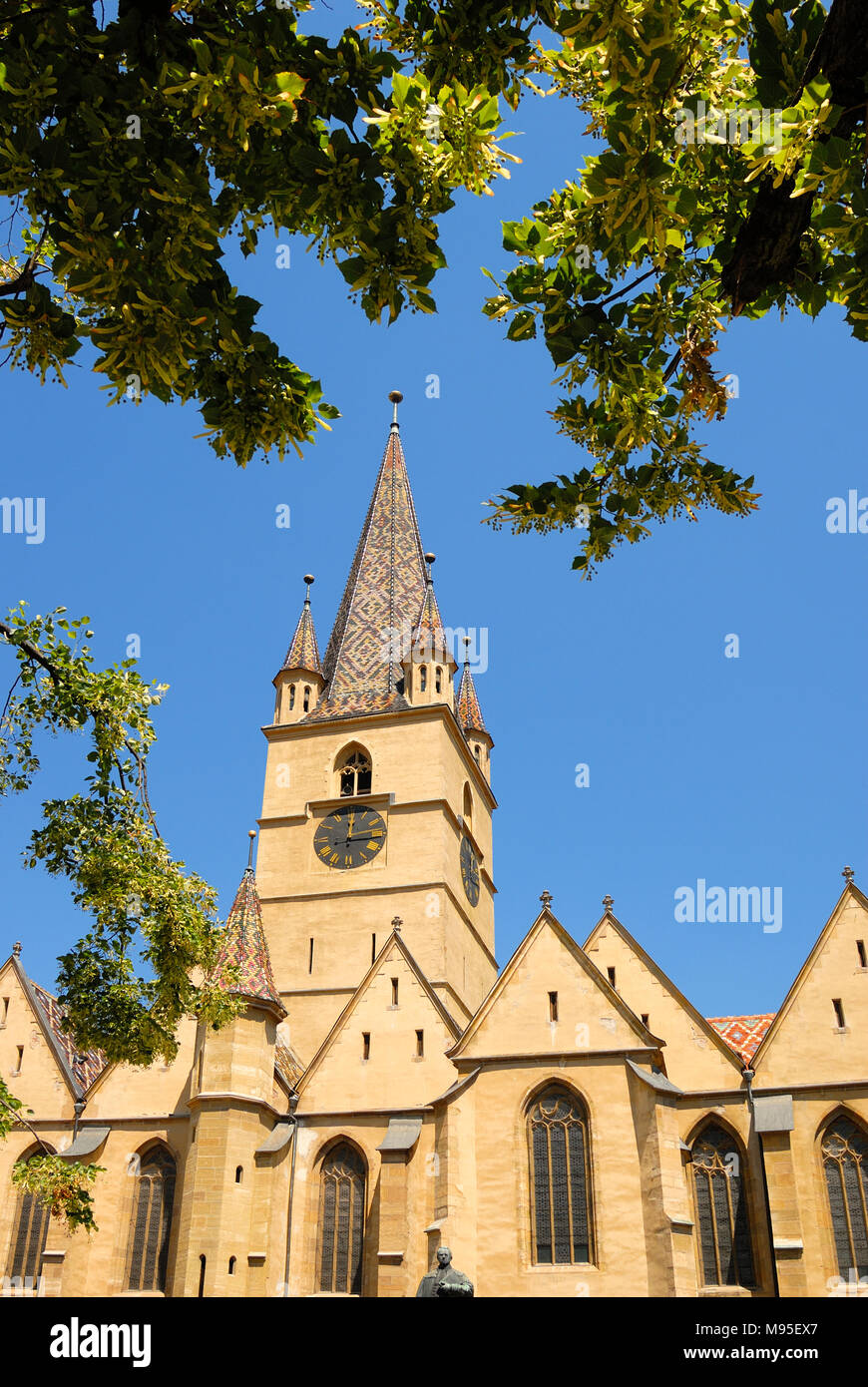Piata huet platz -Fotos und -Bildmaterial in hoher Auflösung – Alamy