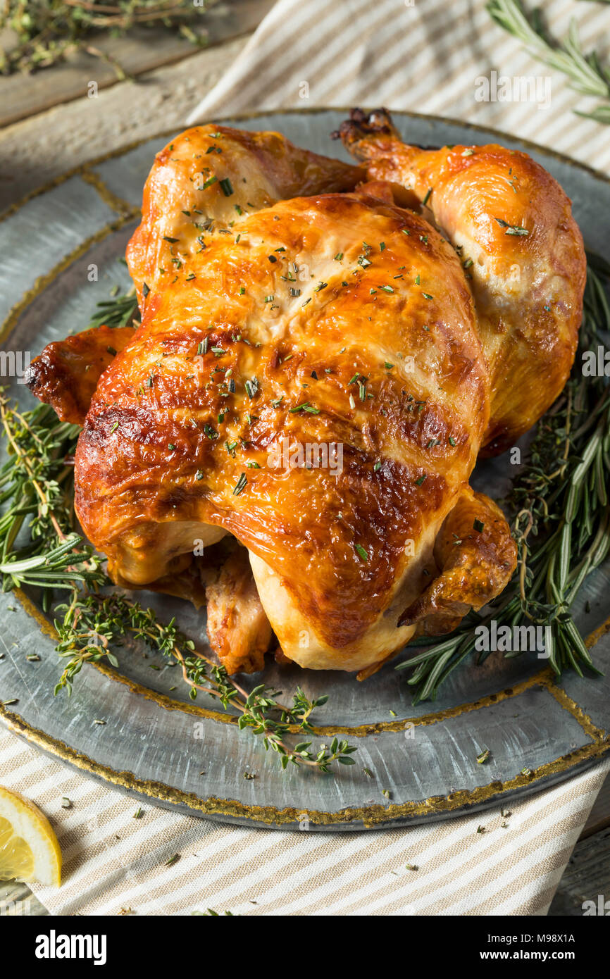 Bbq rotisserie gebratenes huhn -Fotos und -Bildmaterial in hoher ...