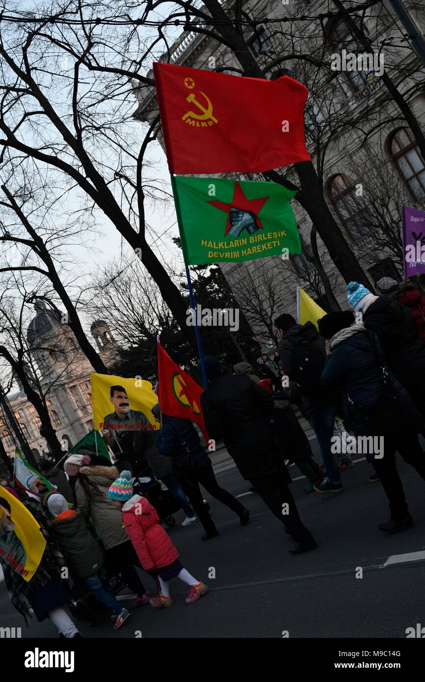 Rojava flagge -Fotos und -Bildmaterial in hoher Auflösung – Alamy