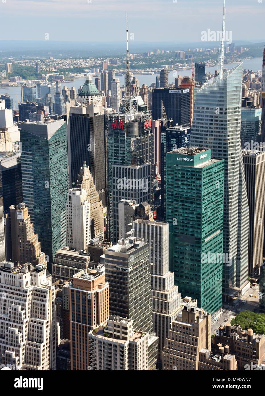 Die Skyline von Midtown New York City und den Times Square ...