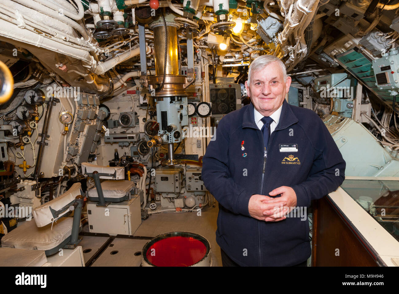 On hms alliance at the royal navy submarine museum -Fotos und ...