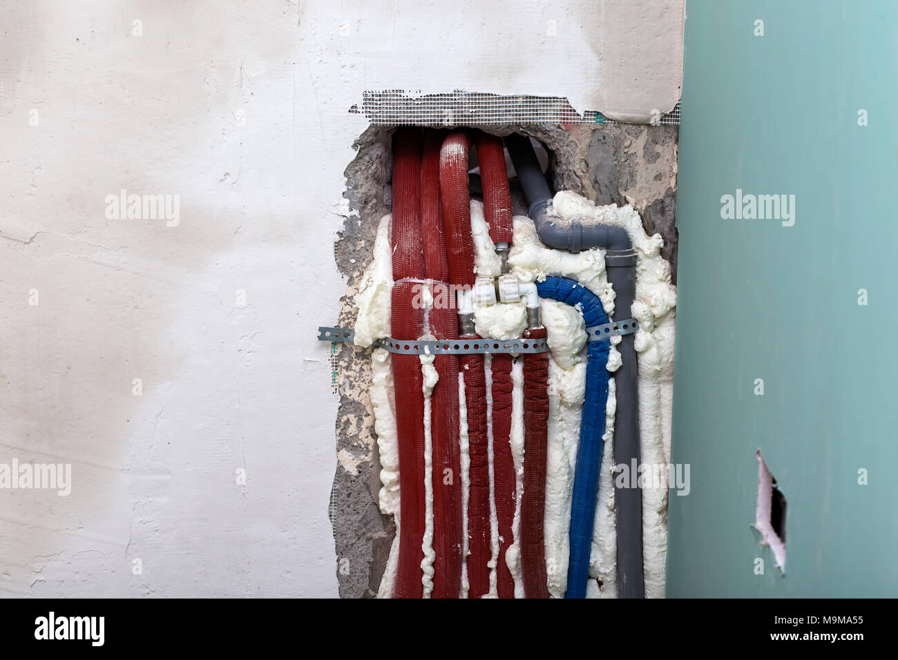 Insulated pipes -Fotos und -Bildmaterial in hoher Auflösung – Alamy