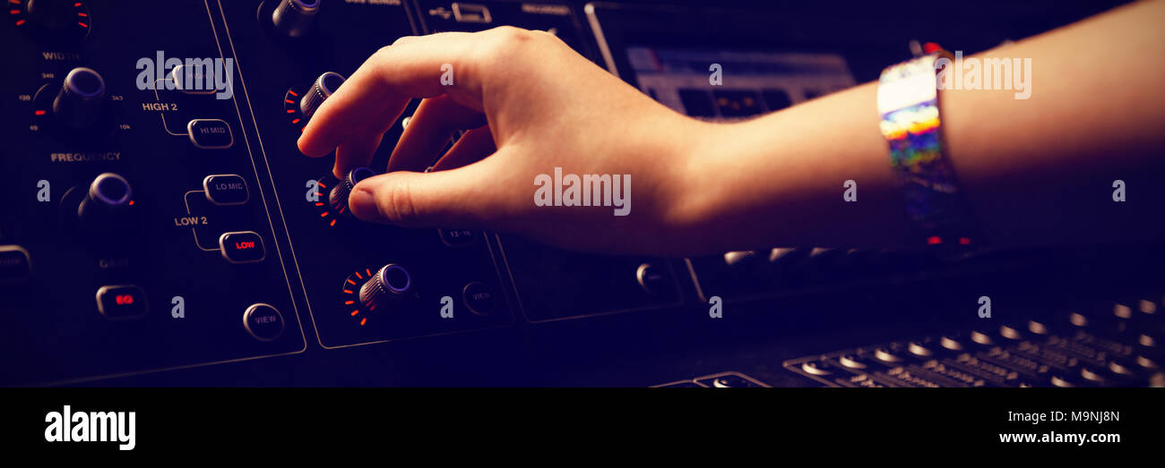 Electric engineer -Fotos und -Bildmaterial in hoher Auflösung – Alamy