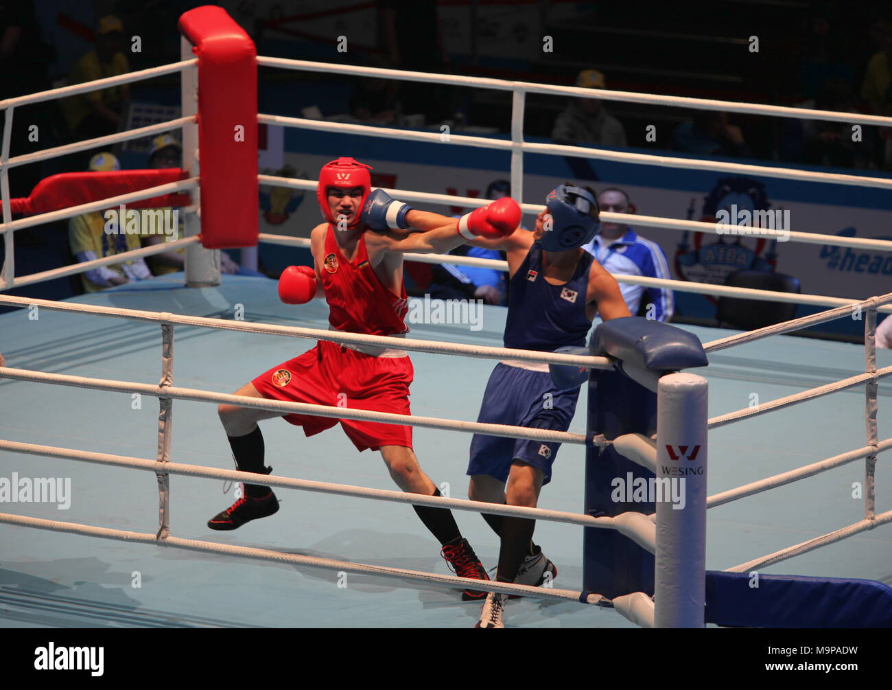 Weltmeisterschaft Im Boxen Stockfotos und -bilder Kaufen - Alamy