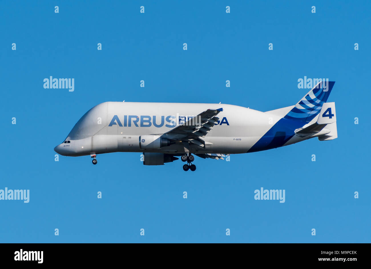 CHESTER, Vereinigtes Königreich - 25. MÄRZ 2018: Airbus Beluga cargo ...