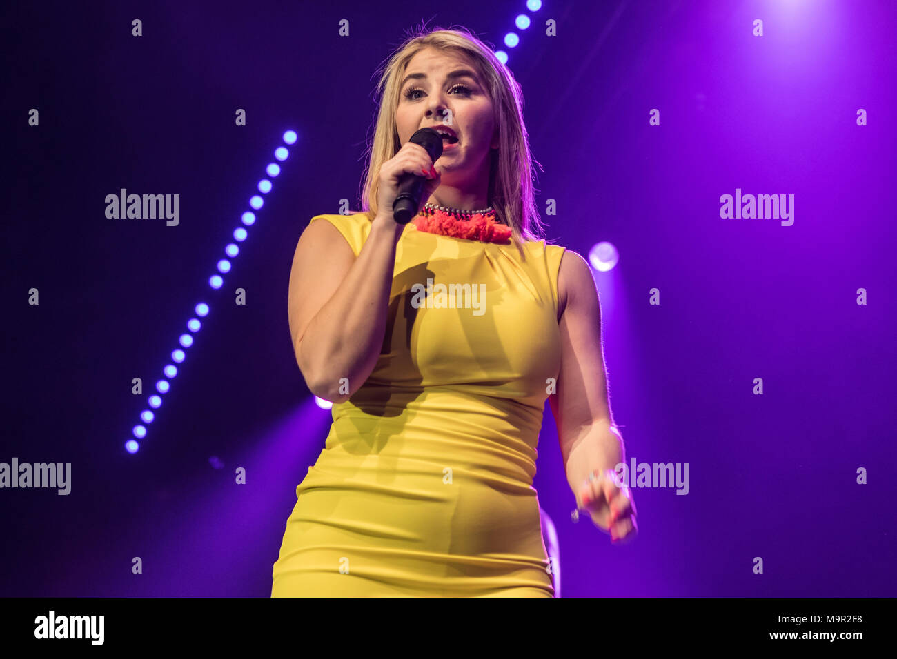 Schweizer Sängerin Beatrice Egli live auf den Schlager Nacht in Luzern ...