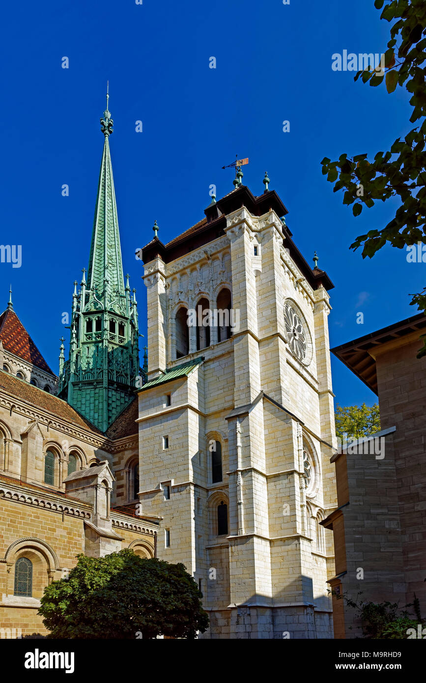 Kathedrale saint pierre geneve -Fotos und -Bildmaterial in hoher ...