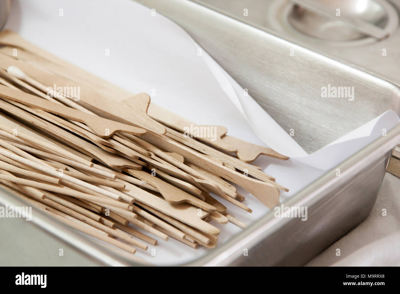 Zervikale kolposkopie -Fotos und -Bildmaterial in hoher Auflösung – Alamy