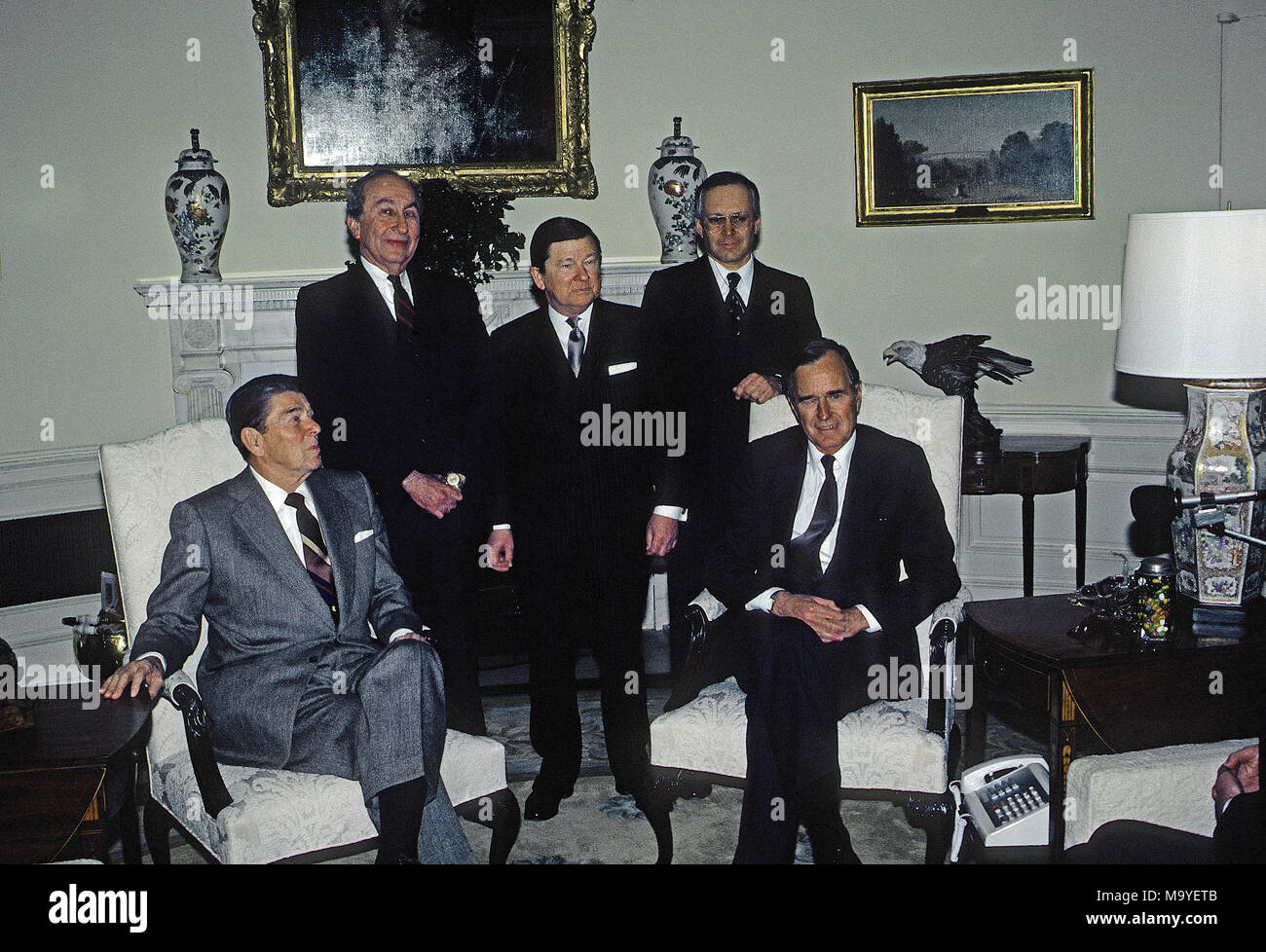 Max kampelman -Fotos und -Bildmaterial in hoher Auflösung – Alamy