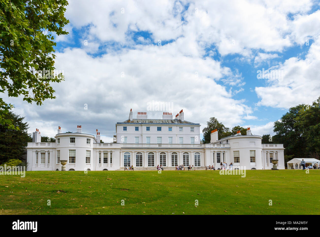 Frogmore house and gardens -Fotos und -Bildmaterial in hoher Auflösung ...