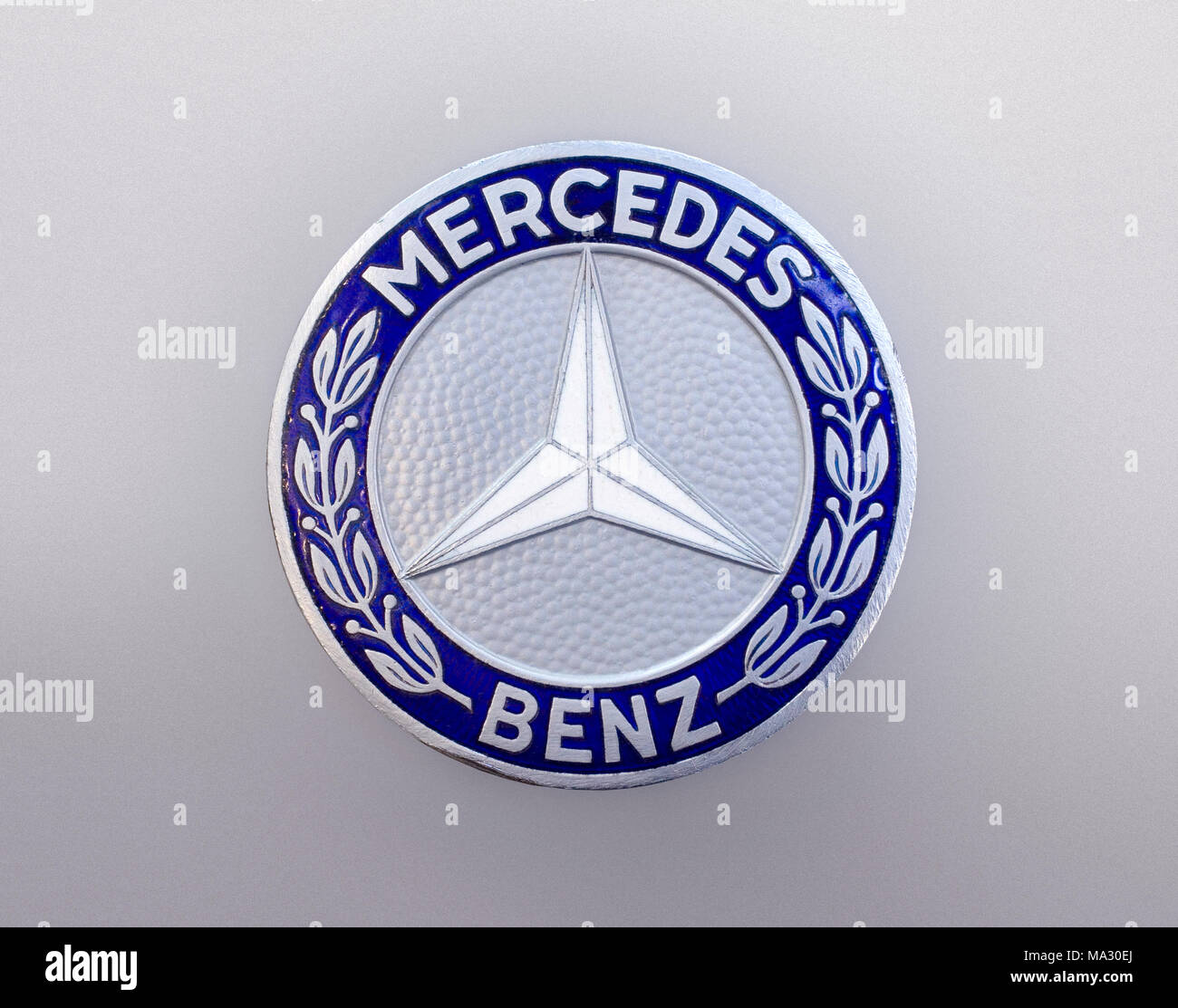 Mercedes Logo Stockfotos und -bilder Kaufen - Alamy