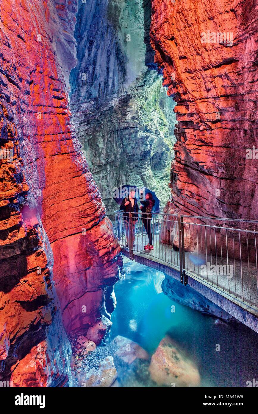 Die Grotte, Cascata del Varone, Gardasee, Italien Stockfotografie - Alamy