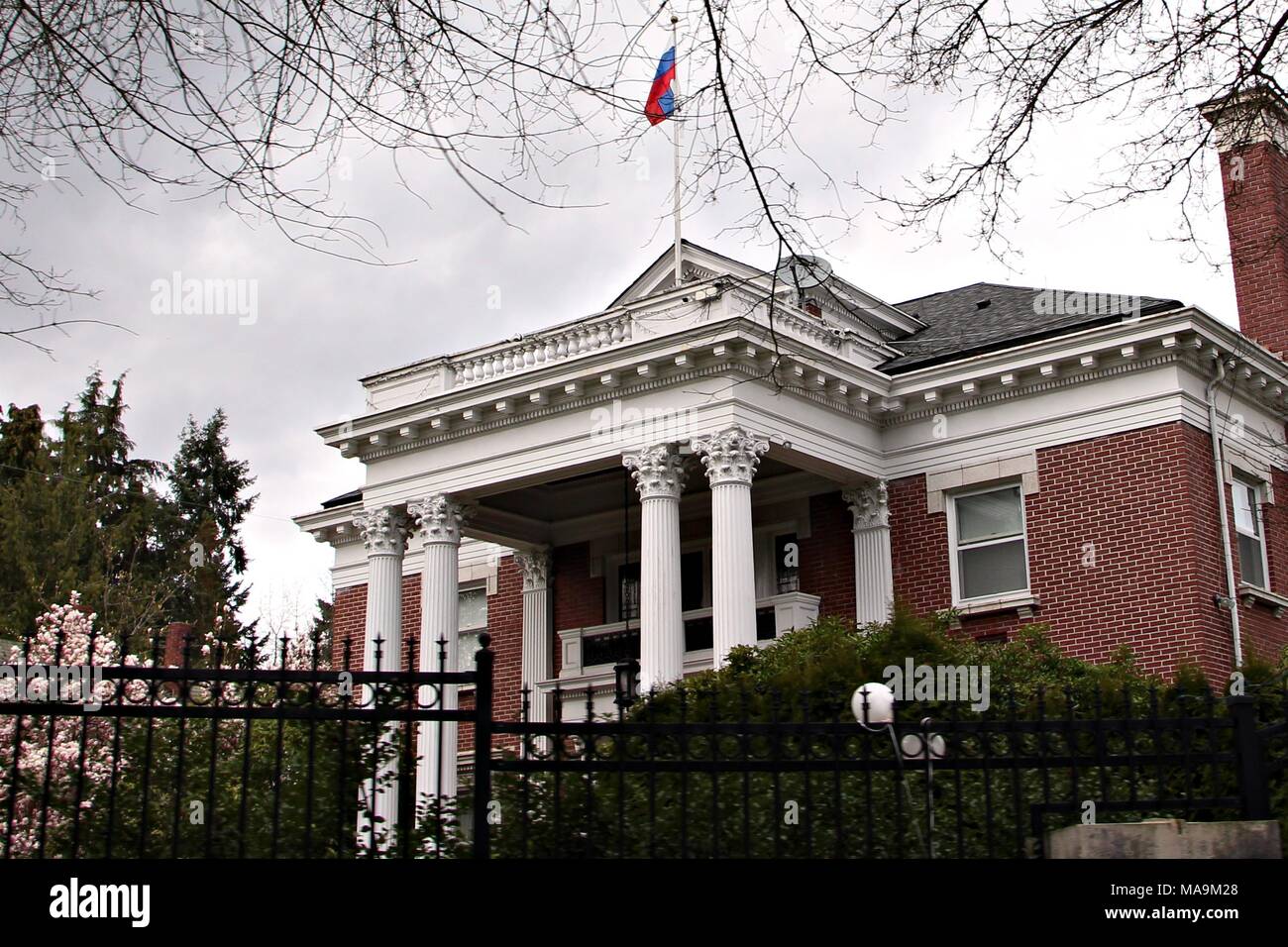 Russian embassy washington -Fotos und -Bildmaterial in hoher Auflösung ...
