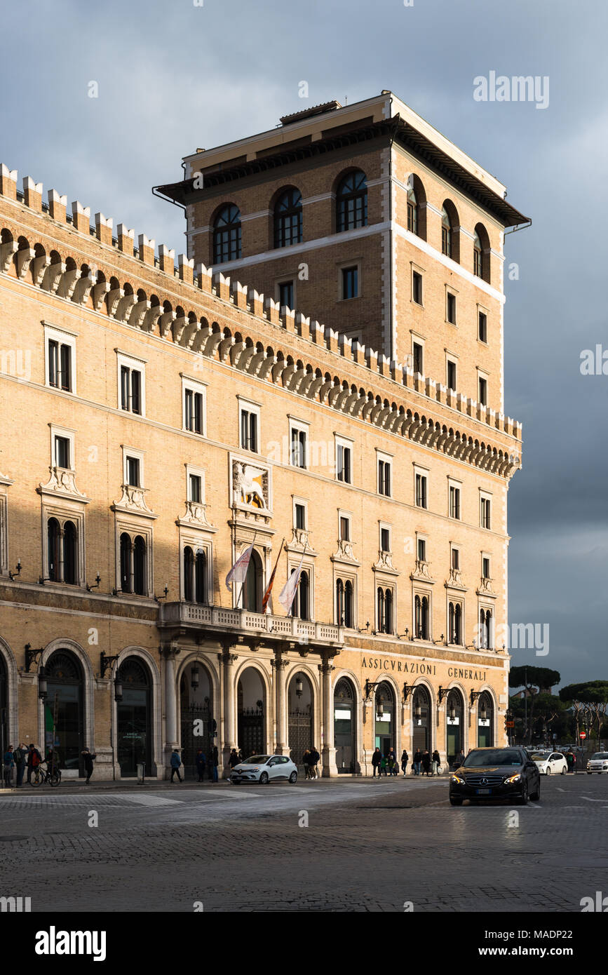 Assicurazioni generali -Fotos und -Bildmaterial in hoher Auflösung – Alamy