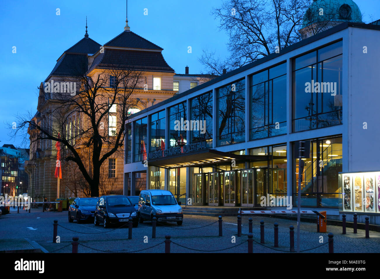 Udk berlin -Fotos und -Bildmaterial in hoher Auflösung – Alamy