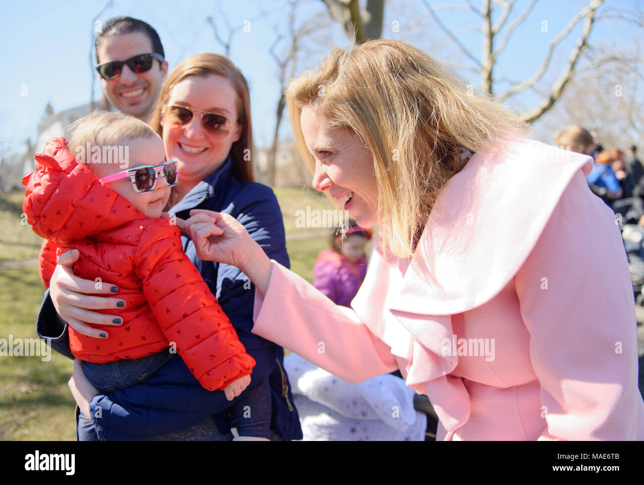 Emma kelly family -Fotos und -Bildmaterial in hoher Auflösung – Alamy