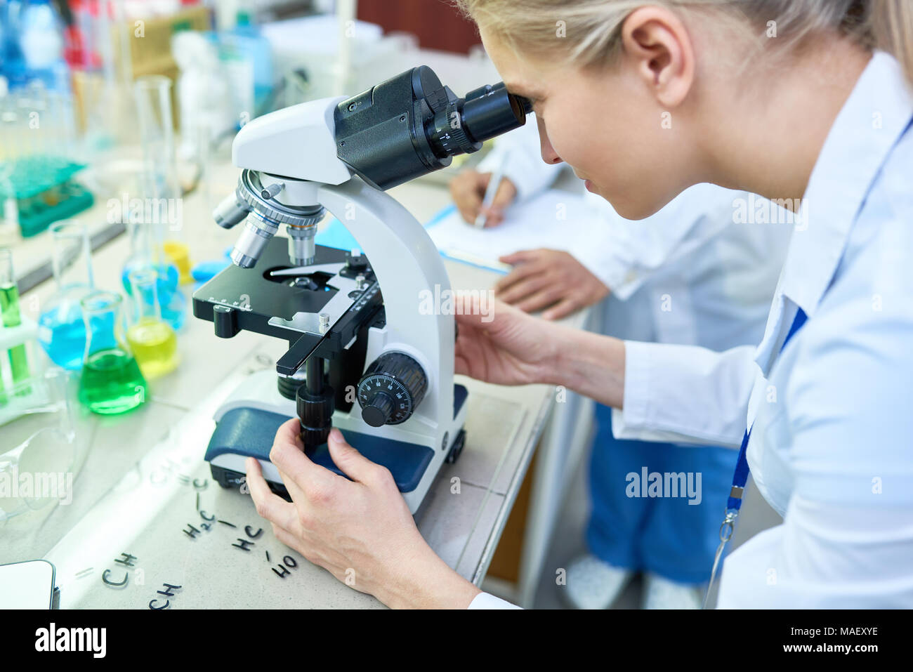 Chemiker und biologe -Fotos und -Bildmaterial in hoher Auflösung – Alamy