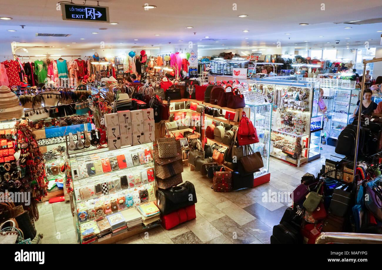 Lucky Plaza Einkaufszentrum in Ho Chi Minh City (Saigon), Vietnam ...