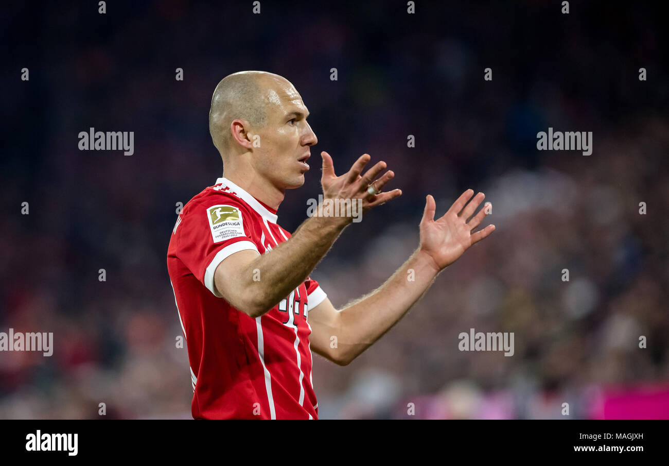 Zum 31. März 2018: München, Deutschland: Fußball, Bundesliga in der ...