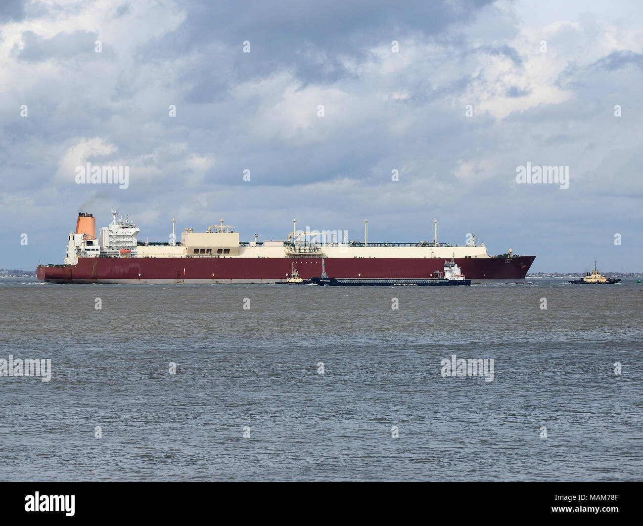 Lng tanker zarga -Fotos und -Bildmaterial in hoher Auflösung – Alamy