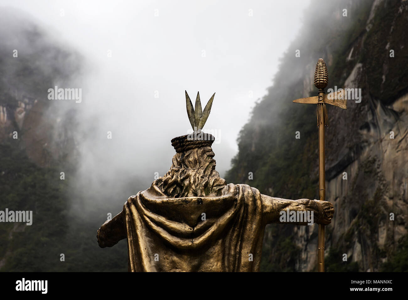 Inka pachacutec statue -Fotos und -Bildmaterial in hoher Auflösung – Alamy
