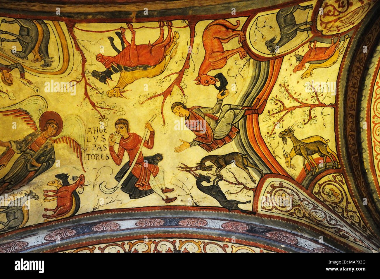 Basilica de santo isidoro -Fotos und -Bildmaterial in hoher Auflösung ...