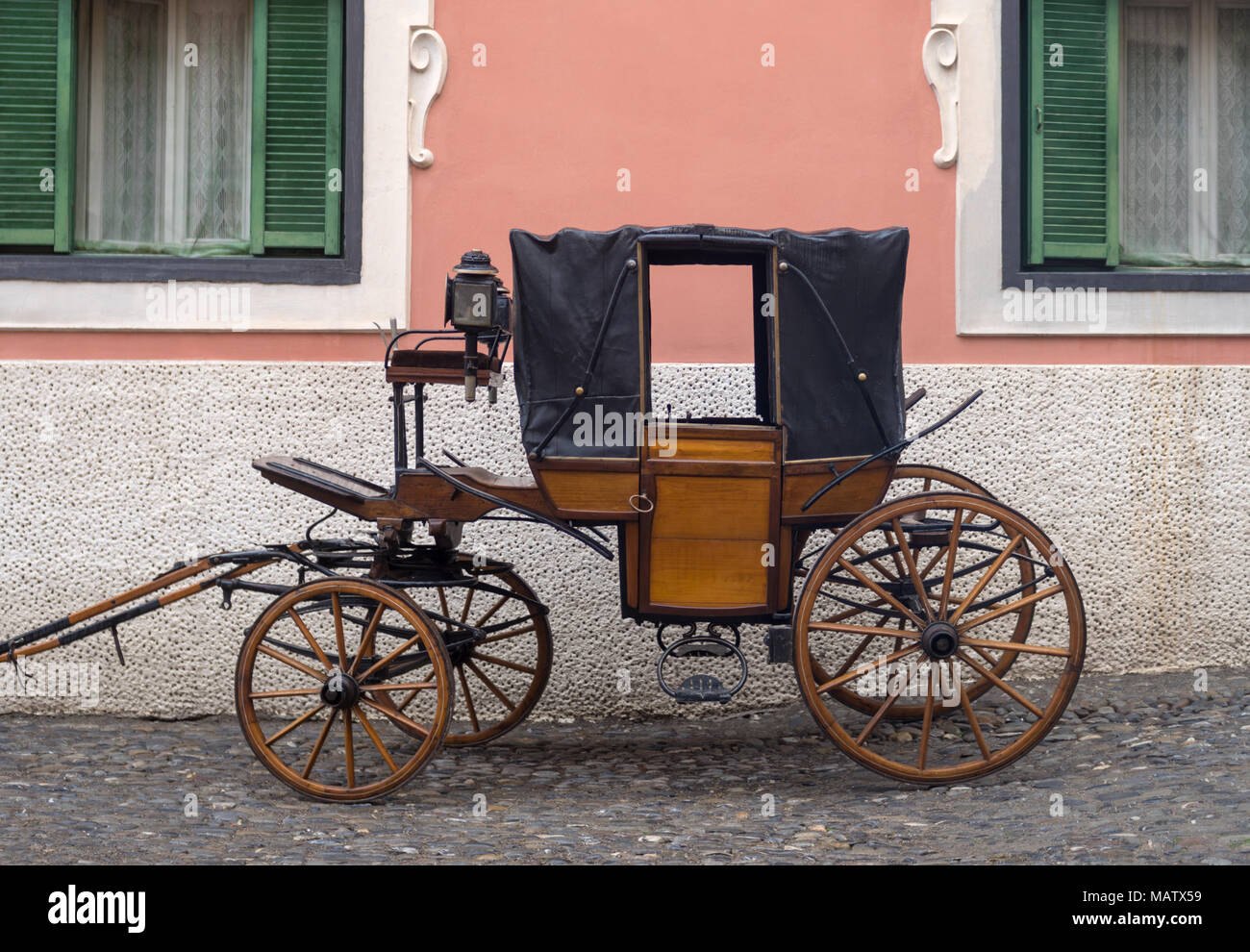 Eine antike Pferdekutsche Stockfotografie - Alamy