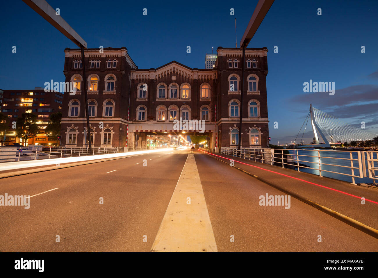 Rotterdam Blitz Stockfotos und -bilder Kaufen - Alamy