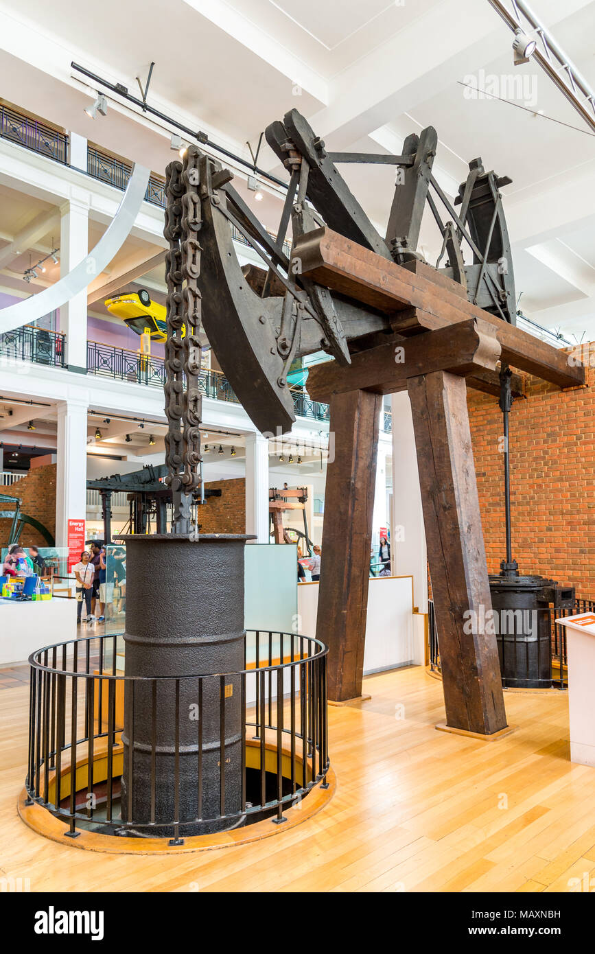 'Alte Bess' beam Engine von Boulton & Watt, 1777 im Science Museum ...