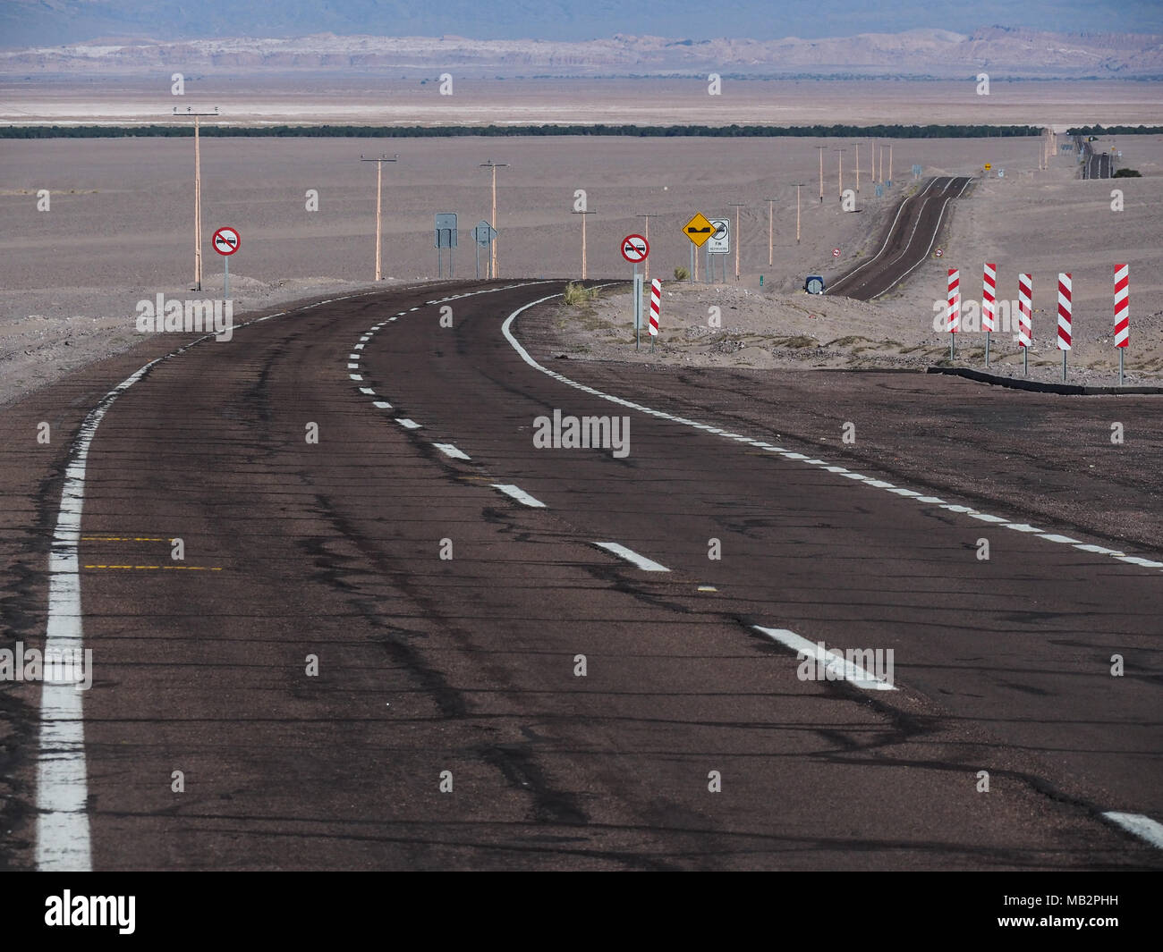 Many traffic signs -Fotos und -Bildmaterial in hoher Auflösung – Alamy
