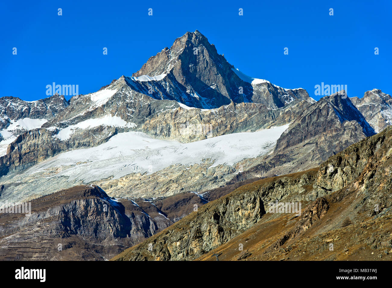 Zinalrothorn und stark geschrumpften Rothorn Gletscher, Zermatt, Wallis ...