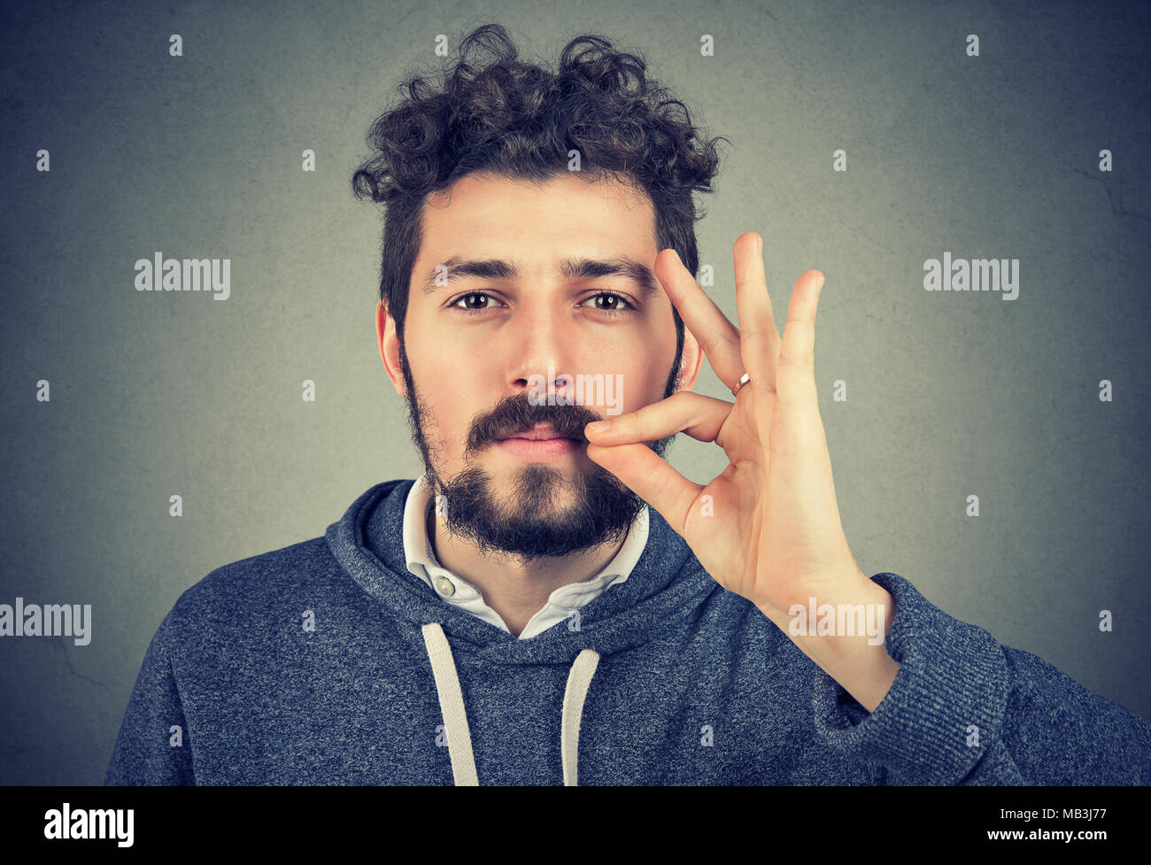 Schweigen Symbol Stockfotos und -bilder Kaufen - Alamy