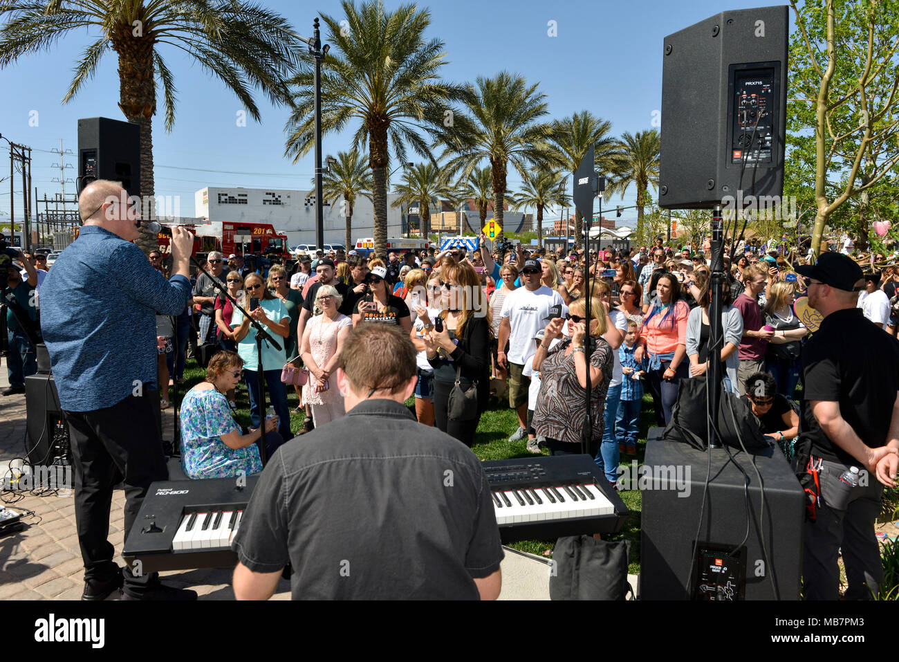 Rt 91 memorial butterfly release -Fotos und -Bildmaterial in hoher ...