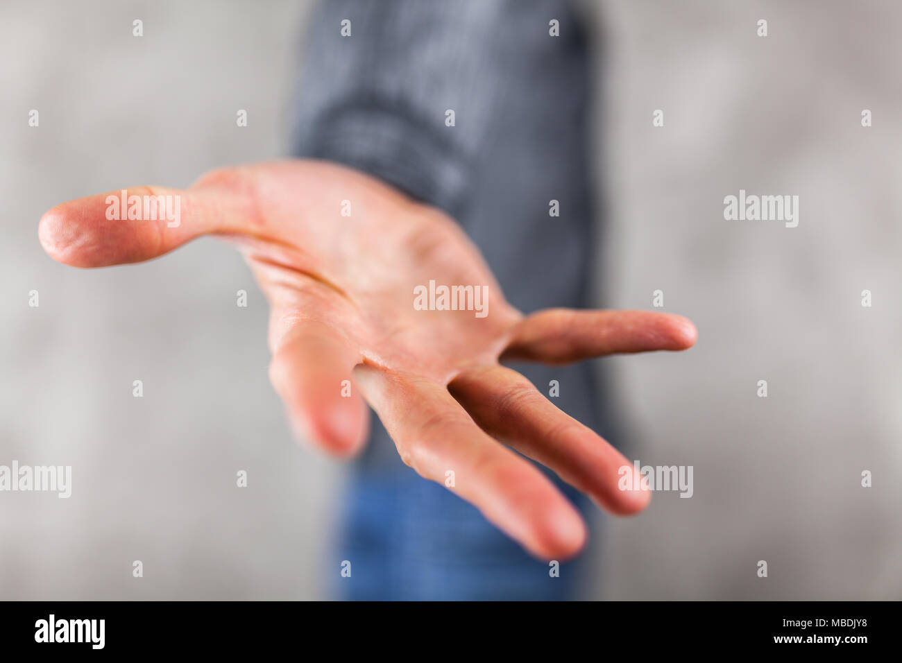 Die hand des menschen -Fotos und -Bildmaterial in hoher Auflösung – Alamy