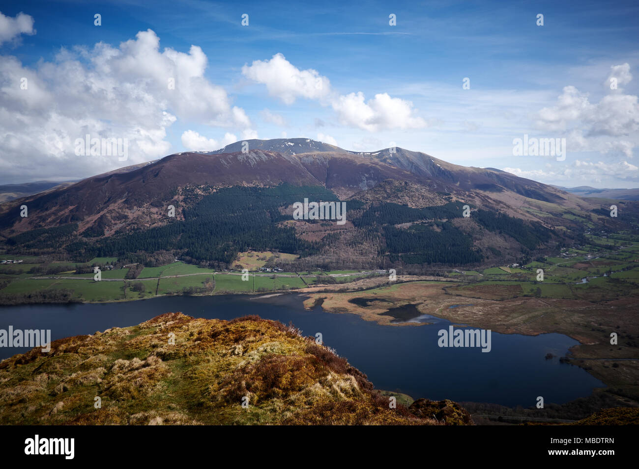 Blick nach Osten vom Herrn Sitz über Barf und Bassenthwaite Lake gegen ...