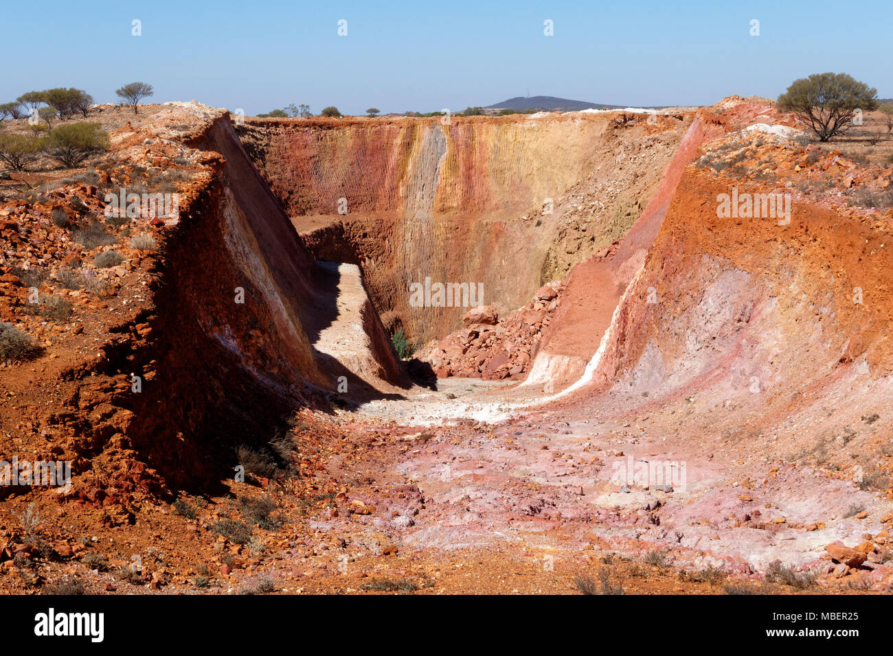 Abgebrochene aufgeschnitten Gold Mine, Northern Goldfields, Western ...