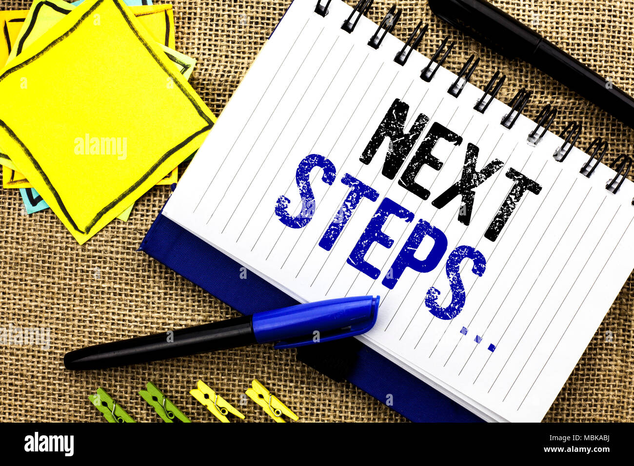 Konzeptionelle Handschrift zeigt die nächsten Schritte.... Business ...