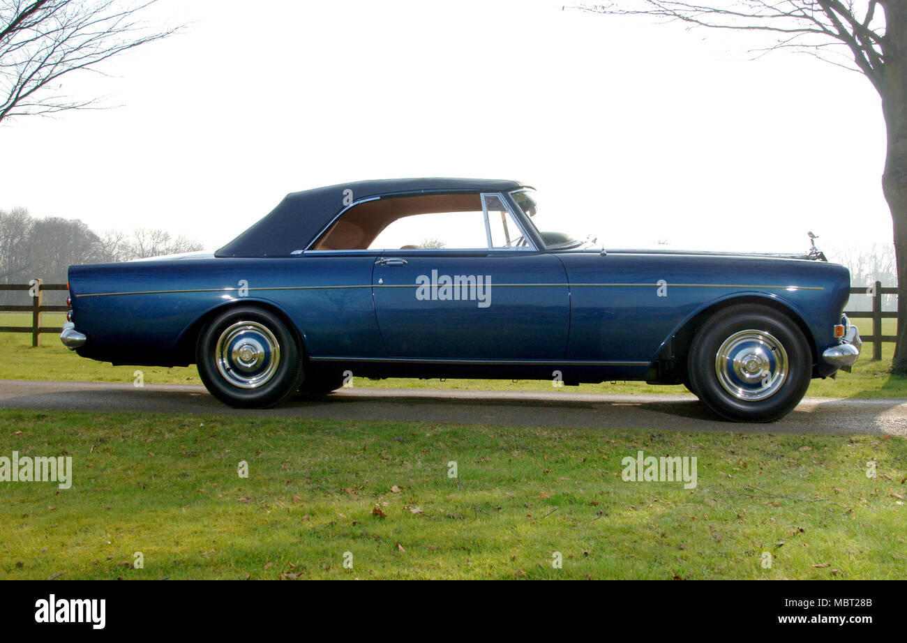 Klassisches Luxusauto Stockfotos und -bilder Kaufen - Alamy