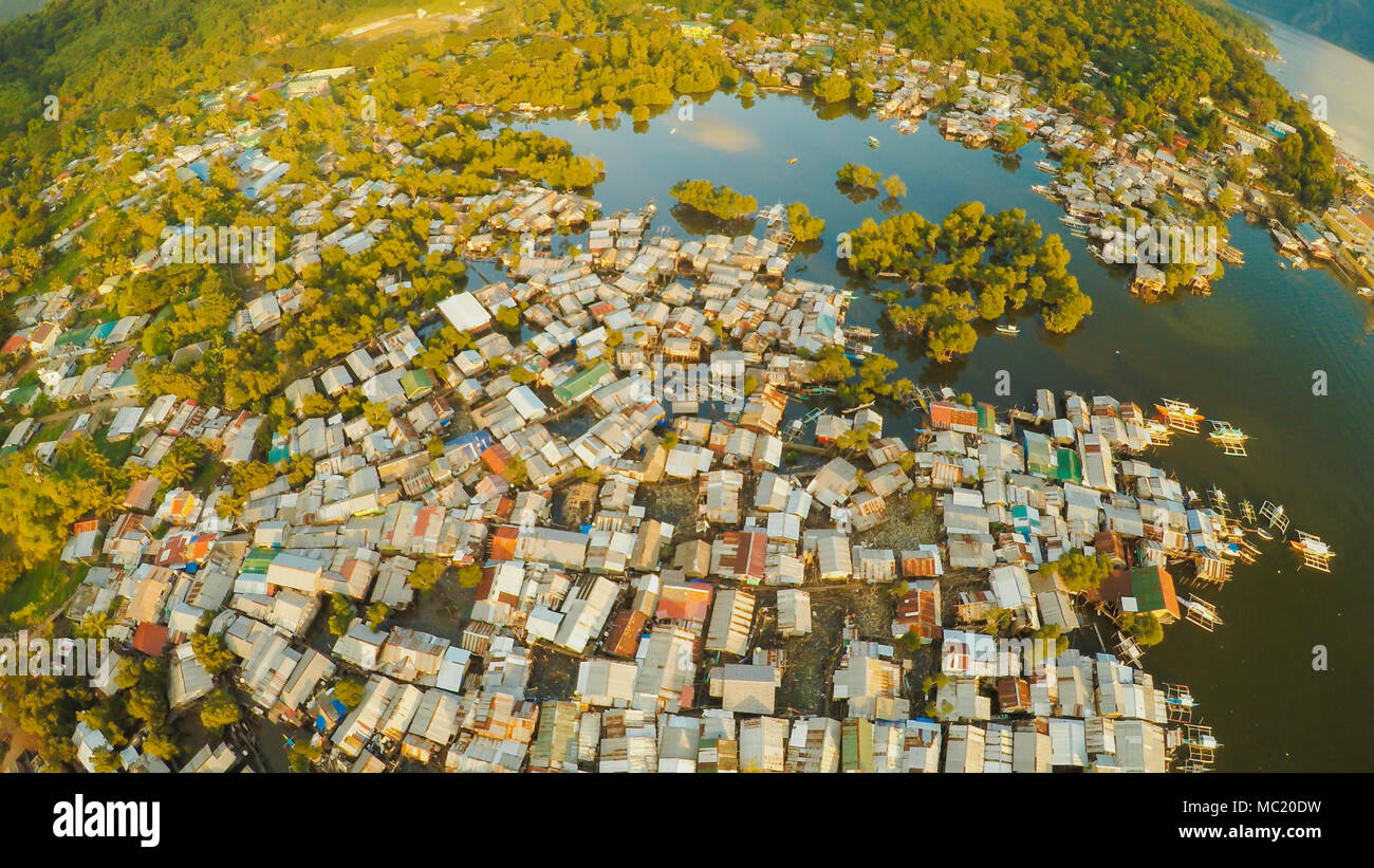 Luftaufnahme Coron Stadt mit Slums und Armenviertel. Palawan. Bu Stockfotografie - Alamy