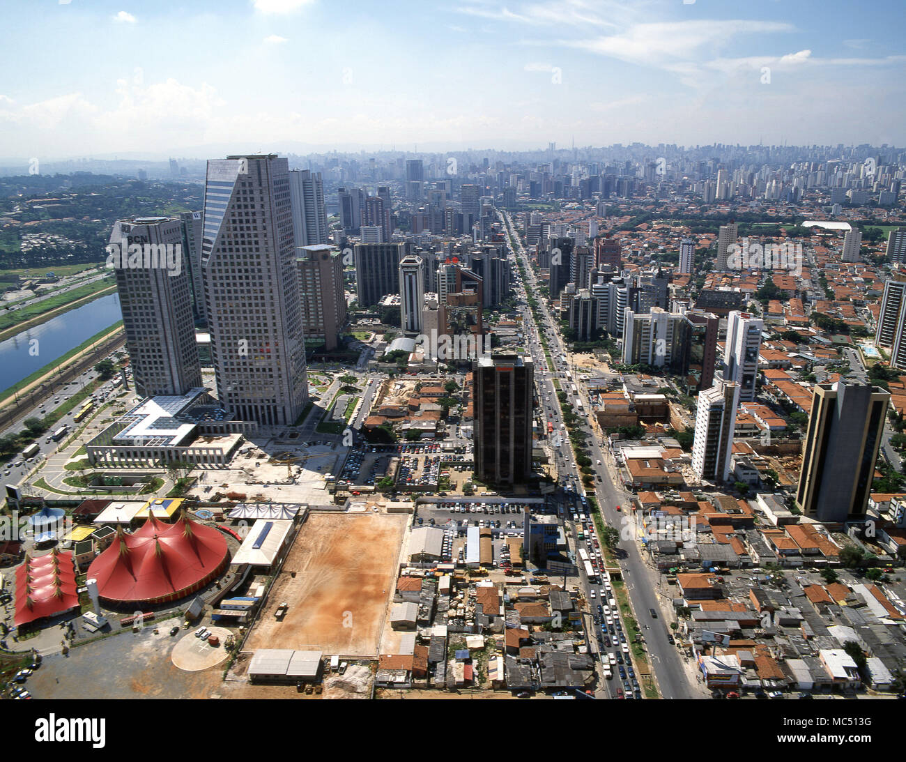 Avenida Marginal Stockfotos und -bilder Kaufen - Alamy