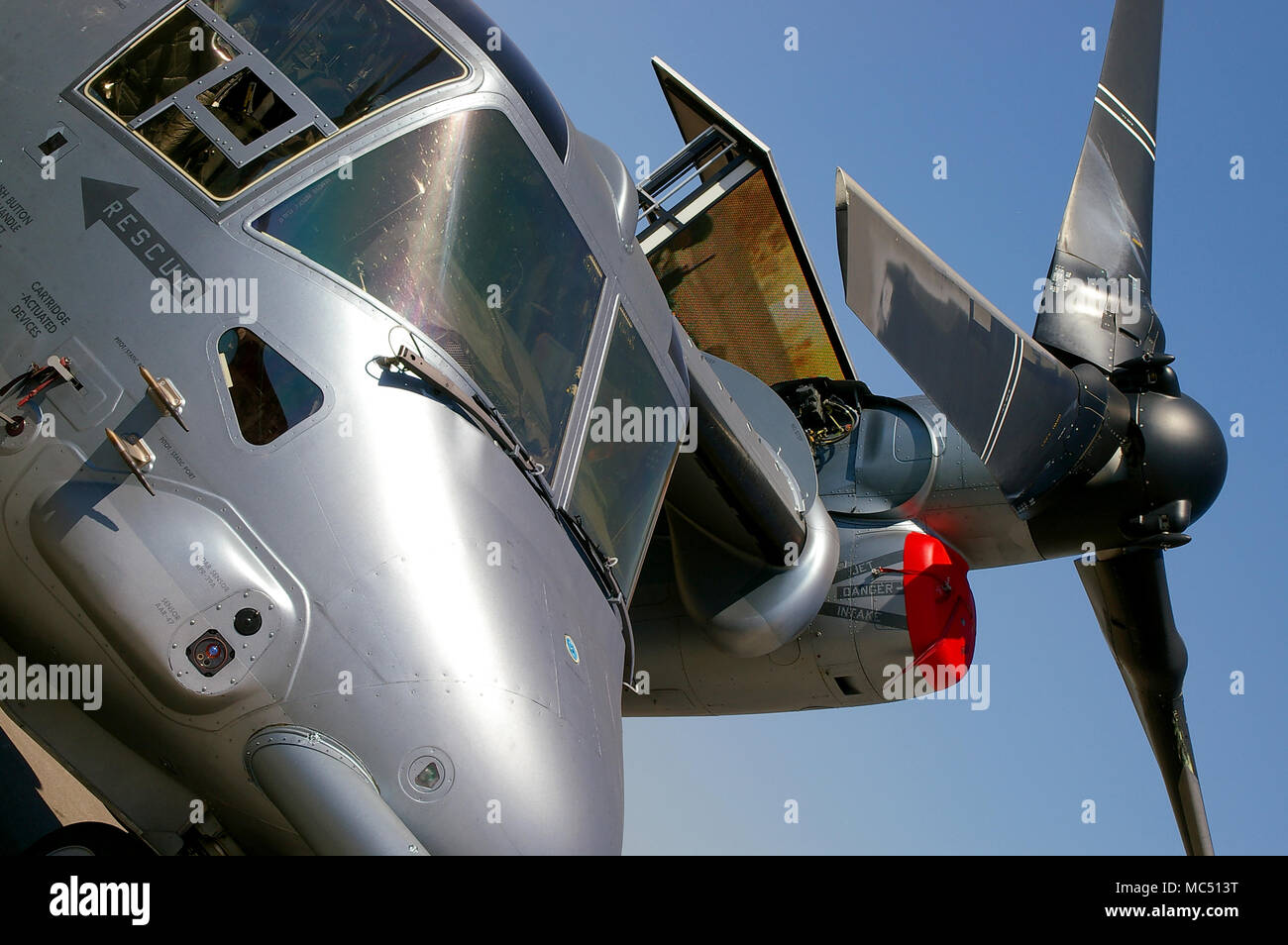 Boeing Bell V22 Osprey Tilt Rotor Stockfotos & Boeing Bell V22 Osprey ...
