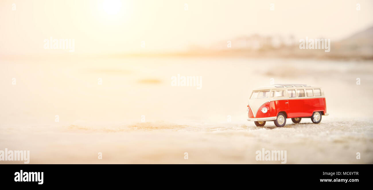 Bulli strand -Fotos und -Bildmaterial in hoher Auflösung – Alamy