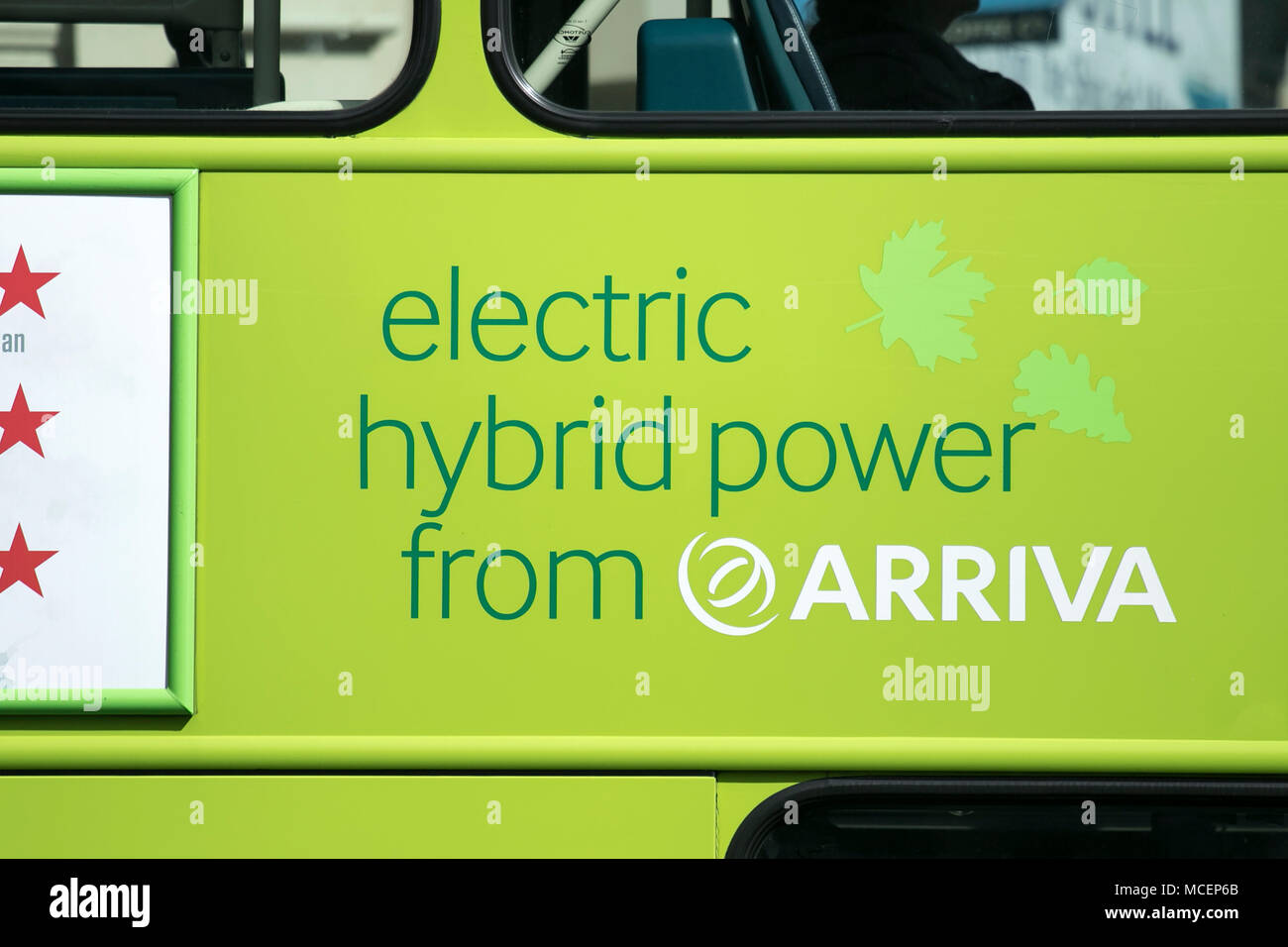 Dieselelektrischer hybrid doppeldeckerbus -Fotos und -Bildmaterial in ...