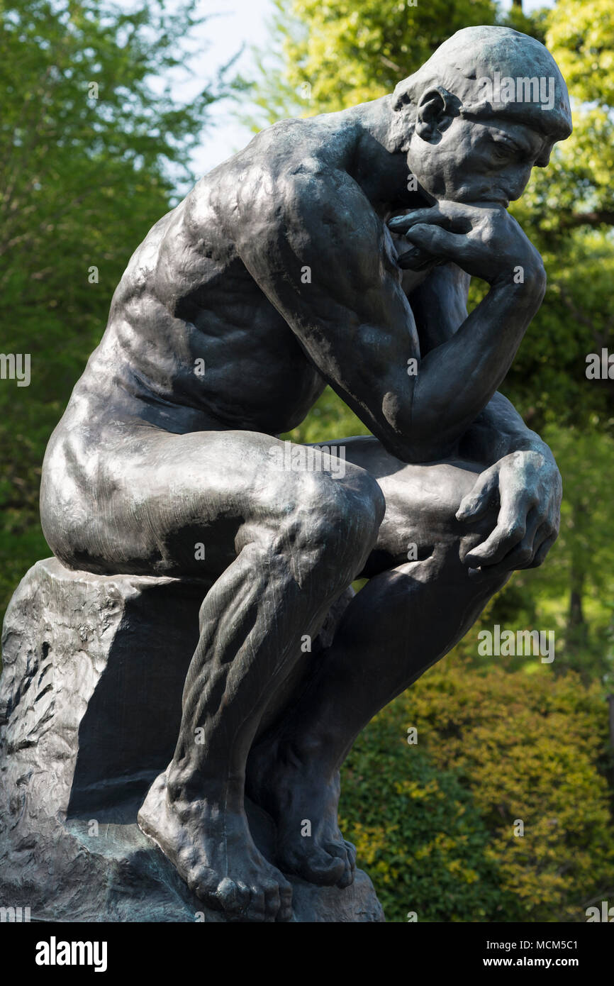 Auguste Rodin - Der Denker am nationalen Museum der westlichen Kunst ...
