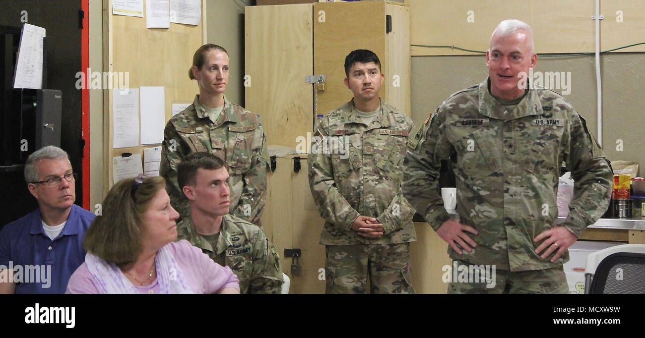 Brig. Gen. Eugene J. LeBoeuf, kommandierender General der US-Armee ...