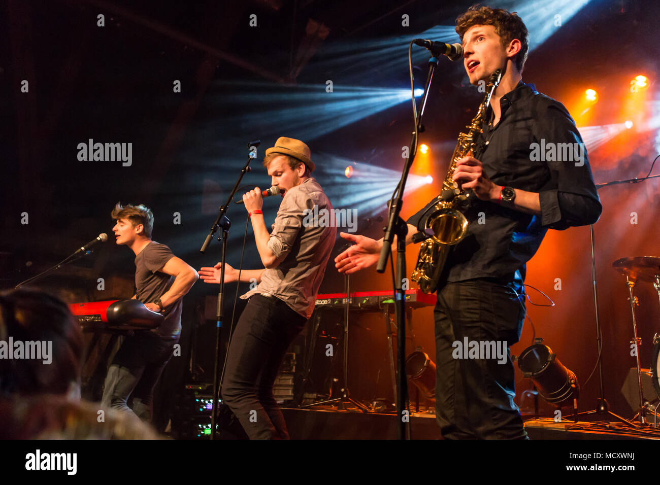 Sara plozza bass -Fotos und -Bildmaterial in hoher Auflösung – Alamy