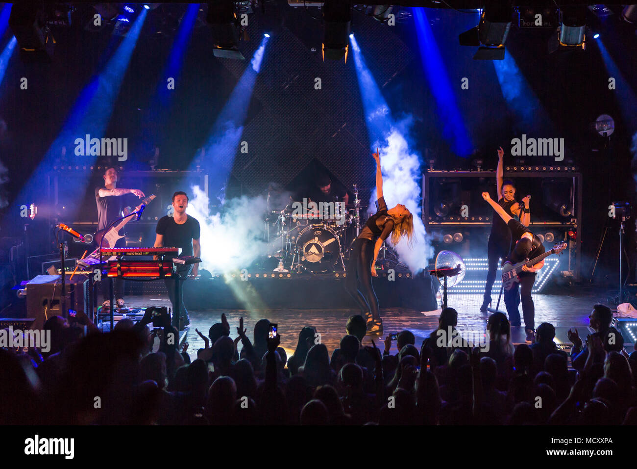 Deutsche elektropopband -Fotos und -Bildmaterial in hoher Auflösung – Alamy