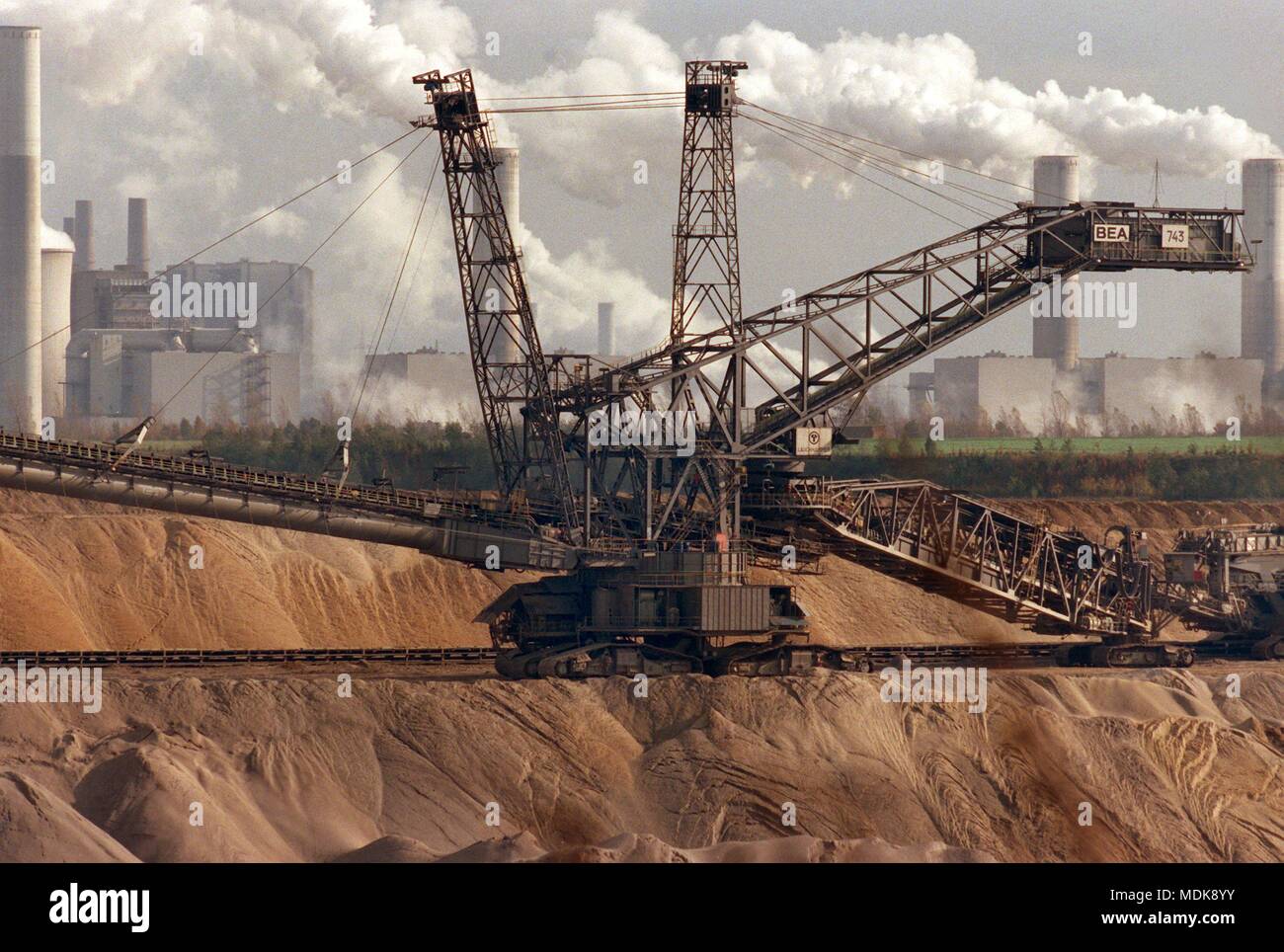 Braunkohleabbau garzweiler i -Fotos und -Bildmaterial in hoher ...