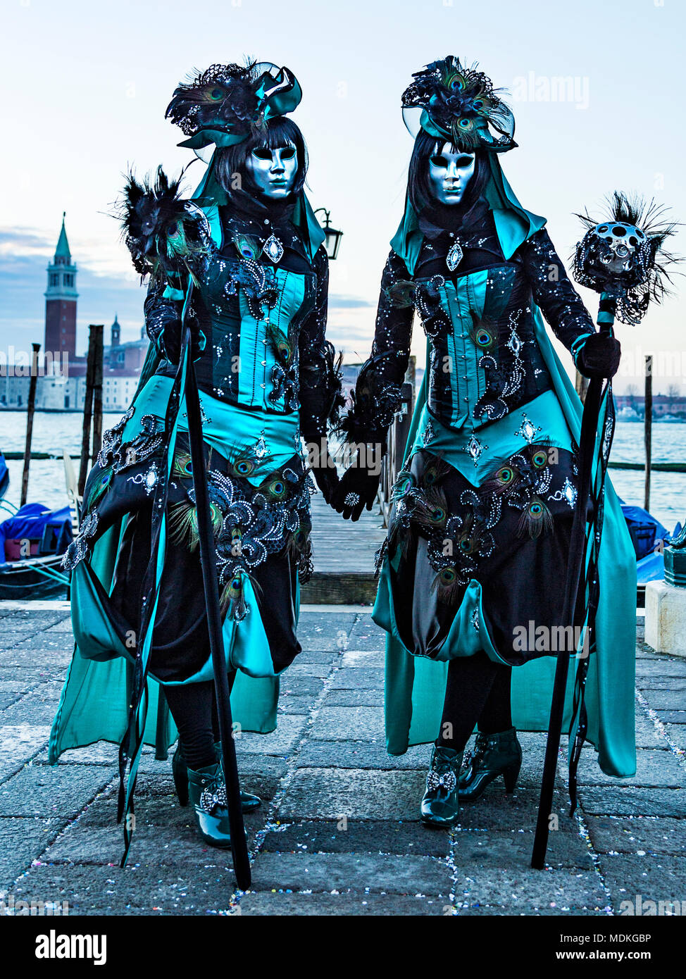 Karneval in Venedig, Kostüme, Masken, Maskenball, Februar, Piazza San ...